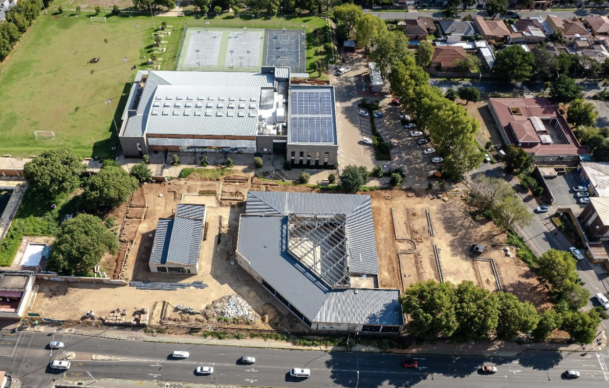 BRIXTON SOCIAL CLUSTER UPDATE: MAJOR ROOF INSTALLATION COMPLETED - Johannesburg Development Agency